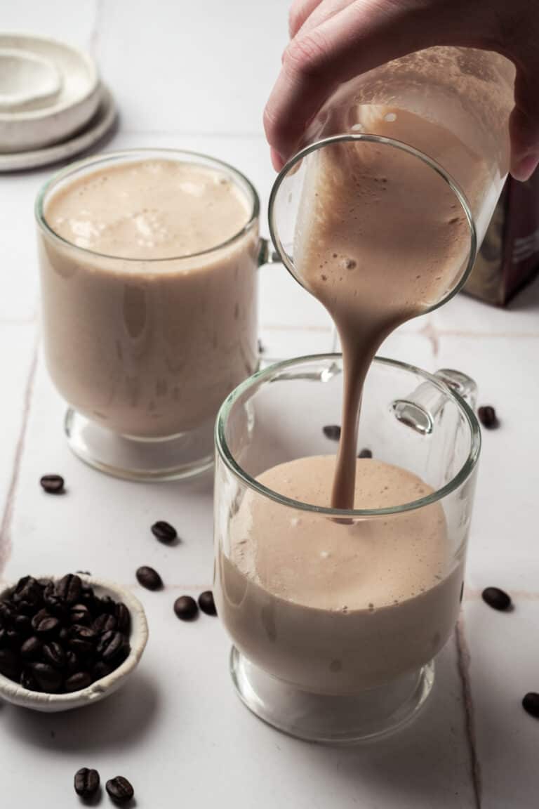Coffee and Banana Breakfast Smoothie - No Heat Needed