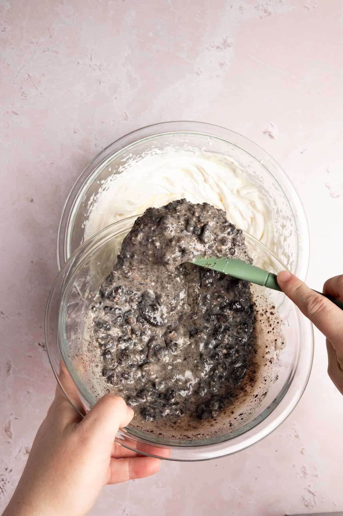 No-Churn Oreo Ice Cream - No Heat Needed