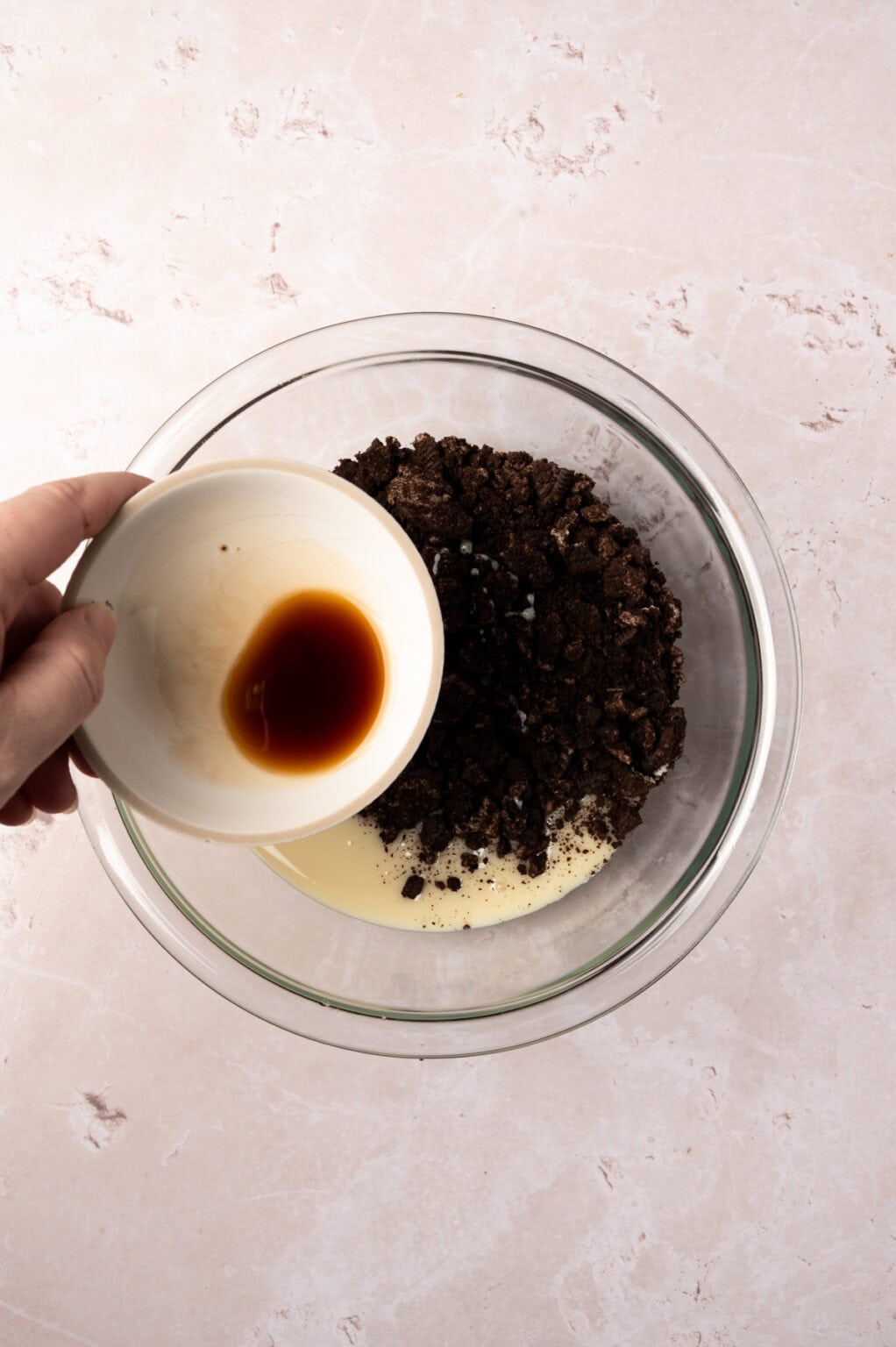 No-Churn Oreo Ice Cream - No Heat Needed
